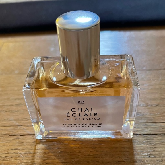 Le Monde Gourmand | Skincare | Nwt Le Monde Gourmand Chai Eclair Eau De ...
